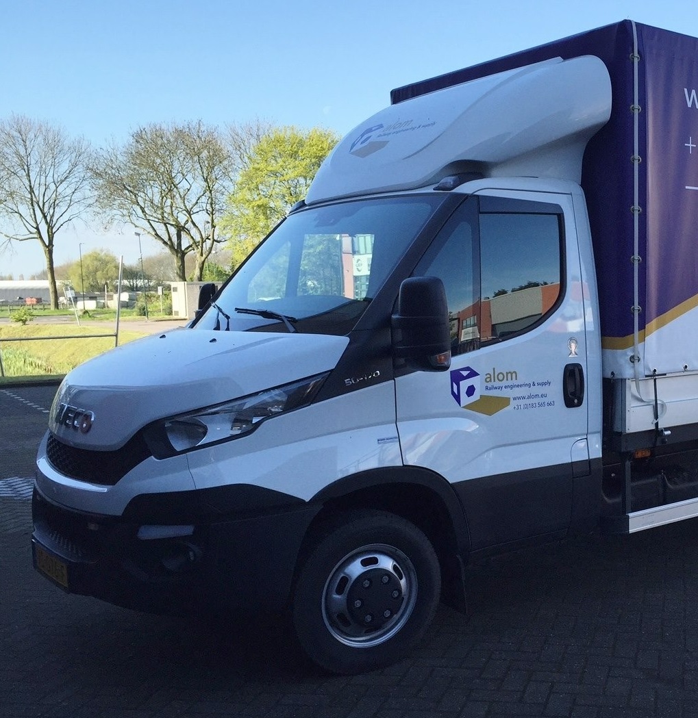 2020 Iveco Daily Features Redesigned Front Fascia
